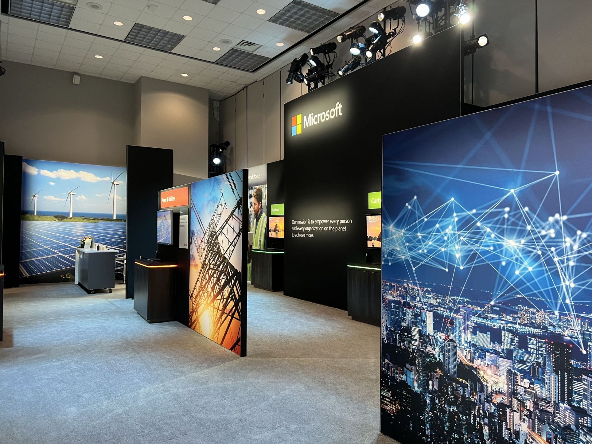 Exhibit Lighting - Fine Design Associates